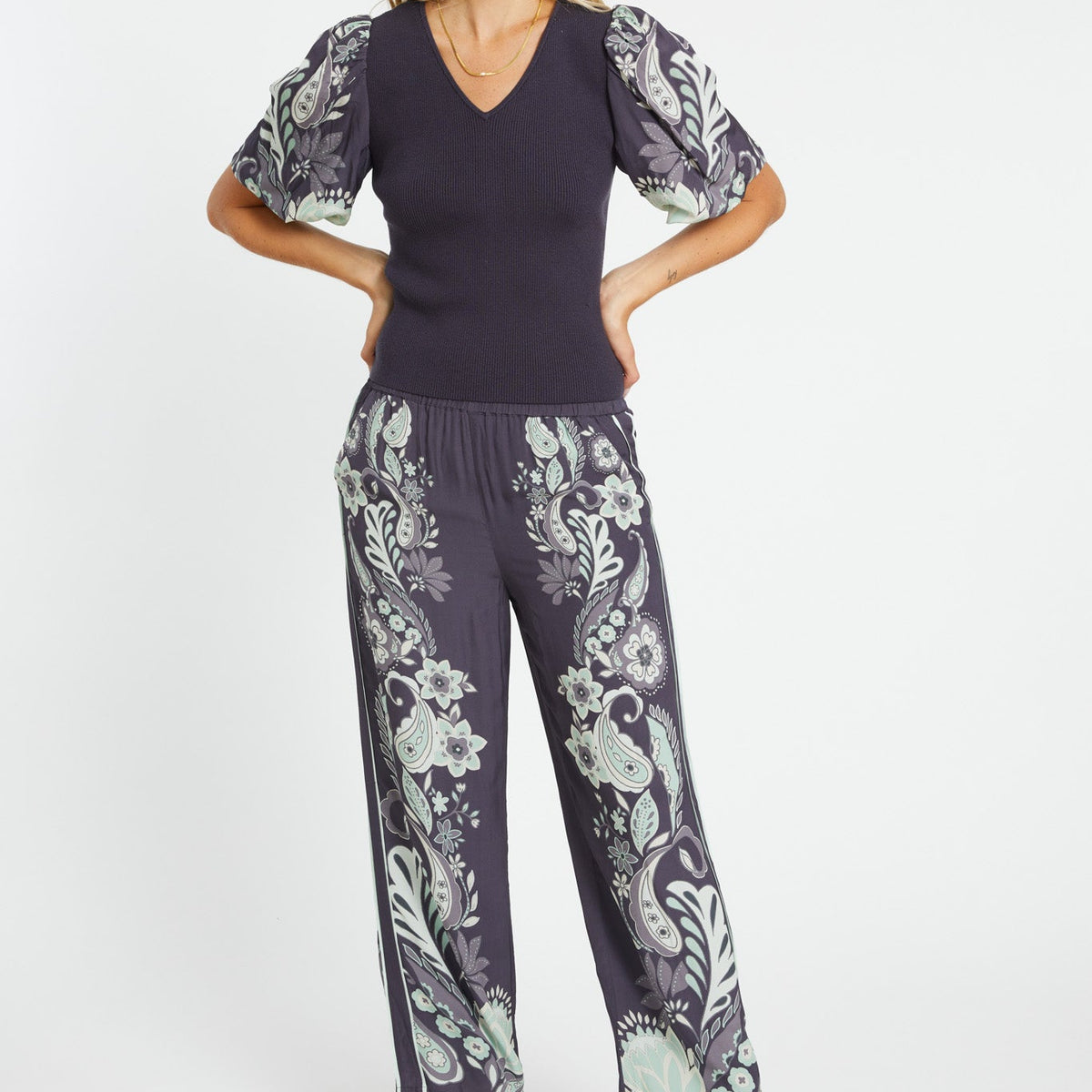 Max Graphite Protea Paisley Pants – Marta's of Raleigh